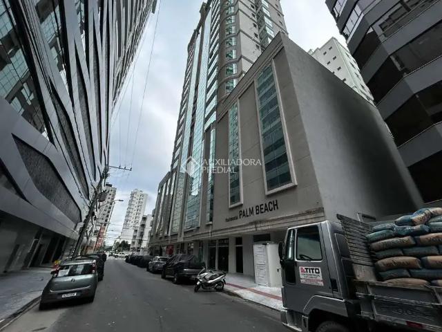 Apartamento para Locação em Itapema/SC Meia Praia 3 Quartos