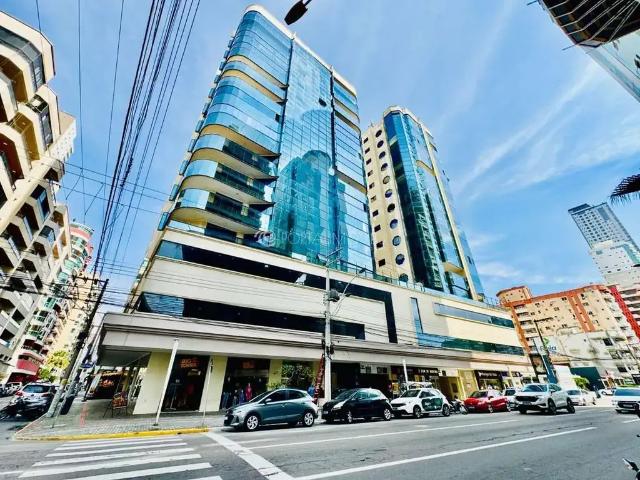 Apartamento para Locação em Itapema/SC Meia Praia 3 Quartos