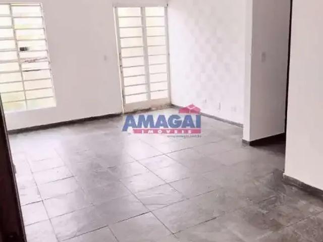 Apartamento para Locação em Jacareí/SP Jardim Primavera 2 Quartos