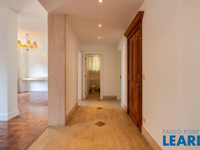 Apartamento para Locação em Jardim América, São Paulo, SP