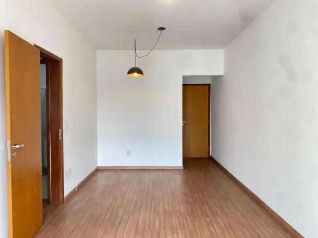 Apartamento para Locação em Juiz de Fora/MG Centro 2 Quartos