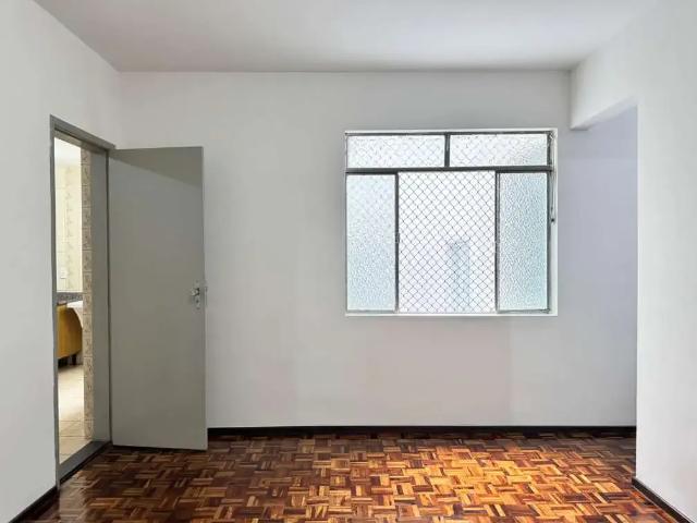 Apartamento para Locação em Juiz de Fora/MG Granbery 3 Quartos