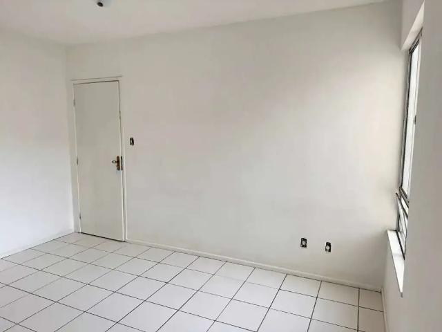 Apartamento para Locação em Lauro de Freitas/BA Itingá 20 Quartos