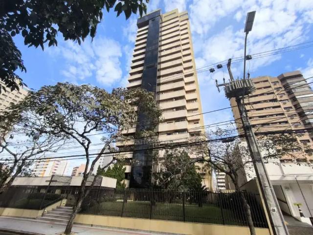Apartamento para Locação em Londrina/PR Centro 4 Quartos