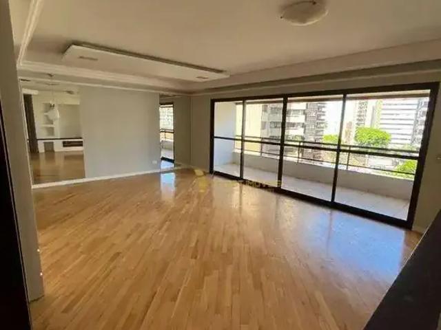 Apartamento para Locação em Londrina/PR Centro 4 Quartos