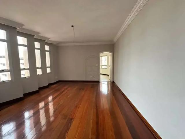 Apartamento para Locação em Londrina/PR Centro 3 Quartos