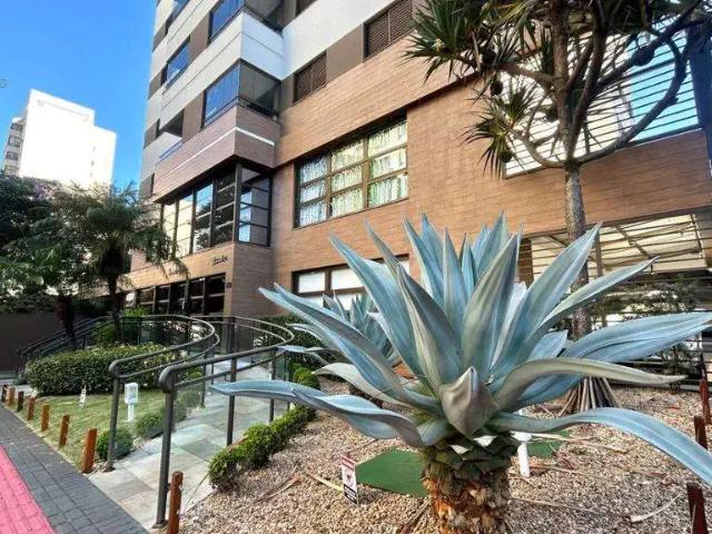 Apartamento para Locação em Londrina/PR Centro 3 Quartos