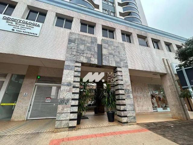 Apartamento para Locação em Maringá/PR Zona 01 1 Quartos