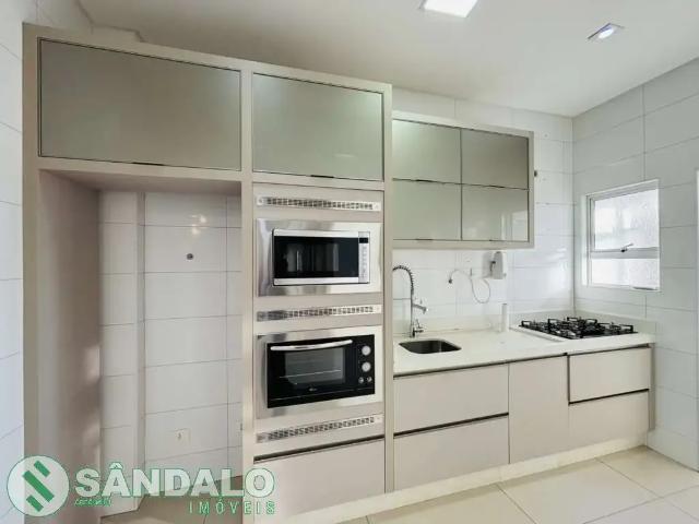 Apartamento para Locação em Maringá/PR Zona 07 2 Quartos