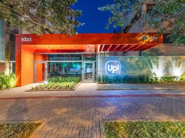 Apartamento para Locação em Maringá/PR Zona 08 2 Quartos