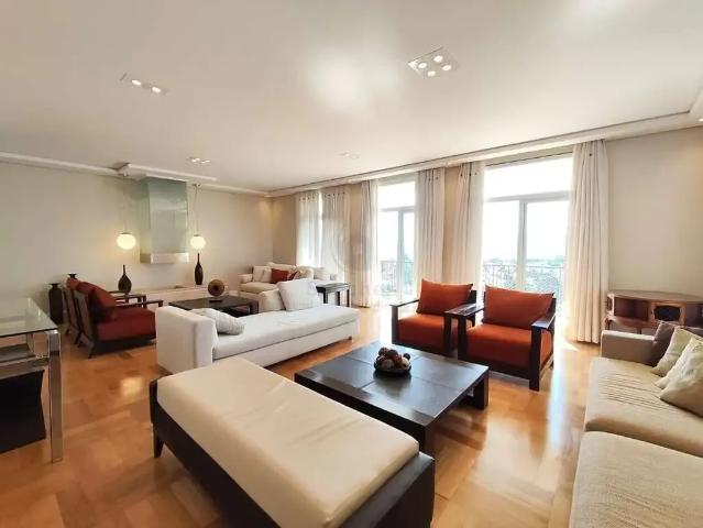 Apartamento para Locação em Mogi das Cruzes/SP Vila Oliveira 4 Quartos