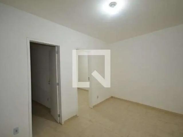 Apartamento para Locação em Nilópolis/RJ Centro 2 Quartos