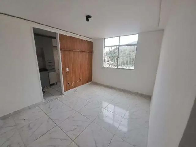 Apartamento para Locação em Niterói/RJ Santa Rosa 2 Quartos