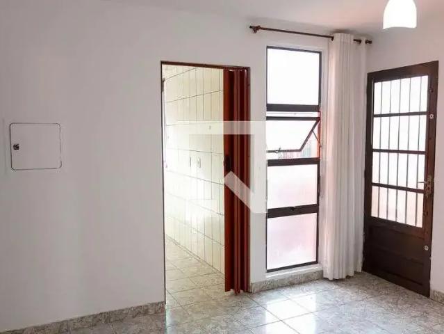 Apartamento para Locação em Osasco/SP I.A.P.I. 2 Quartos
