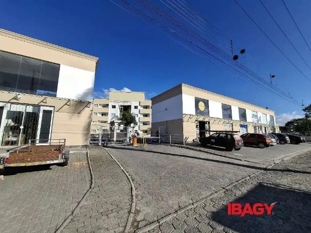 Apartamento para Locação em Palhoça/SC Aririú da Formiga 2 Quartos
