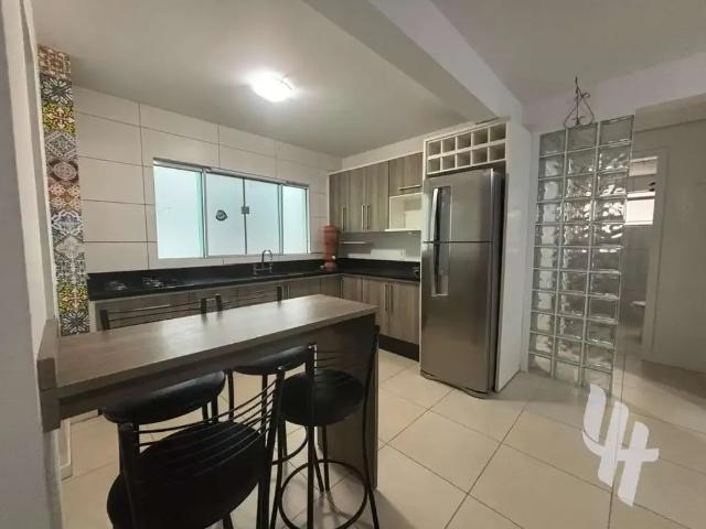 Apartamento para Locação em Palhoça/SC Pedra Branca 2 Quartos