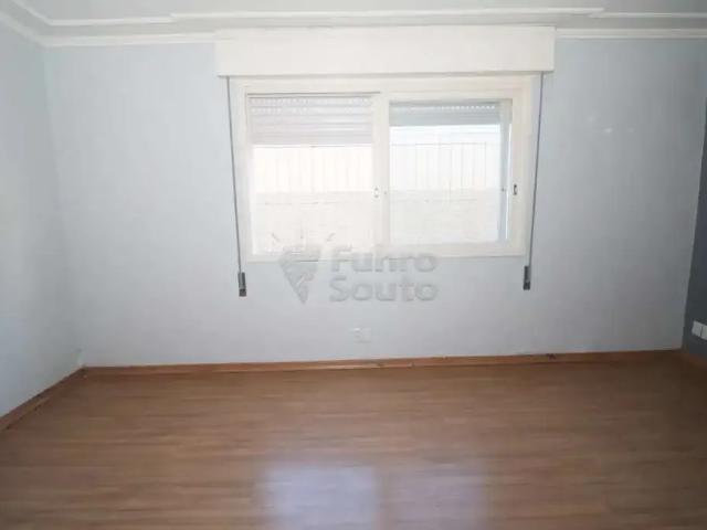 Apartamento para Locação em Pelotas/RS Centro 3 Quartos