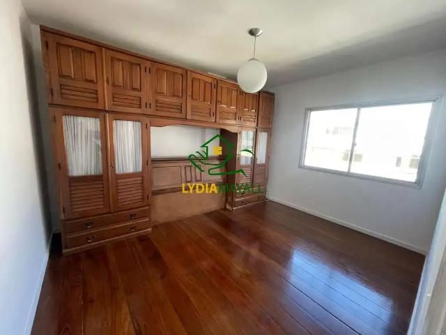 Apartamento para Locação em Petrópolis/RJ Centro 2 Quartos