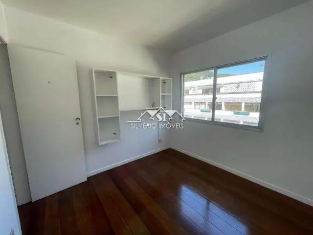 Apartamento para Locação em Petrópolis/RJ Centro 2 Quartos