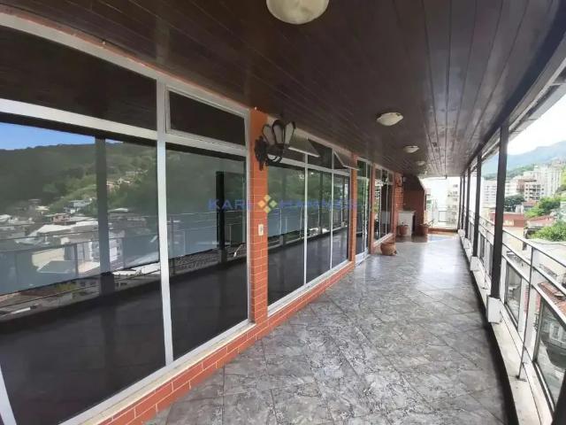 Apartamento para Locação em Petrópolis/RJ Centro 4 Quartos