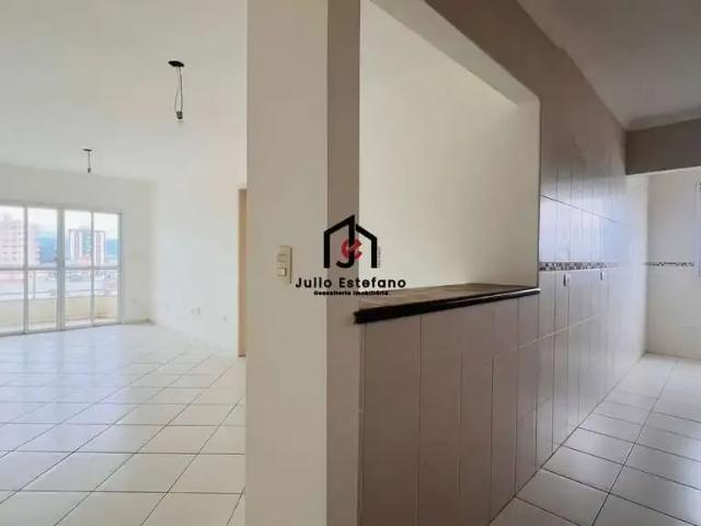 Apartamento para Locação em Pindamonhangaba/SP Centro 2 Quartos