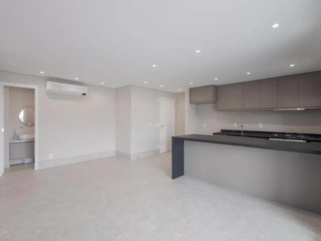 Apartamento para locação em Pinheiros com 2 quartos, sendo 2 suítes, 86m²