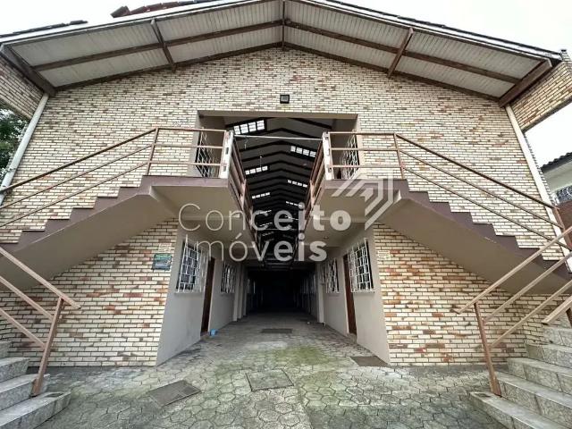 Apartamento para Locação em Ponta Grossa/PR Uvaranas 1 Quartos