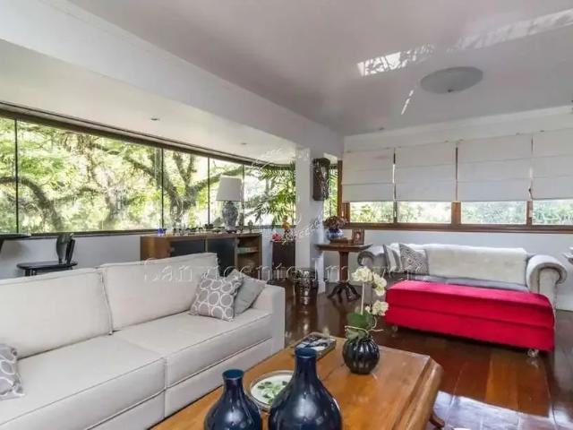 Apartamento para Locação em Porto Alegre/RS Auxiliadora 4 Quartos