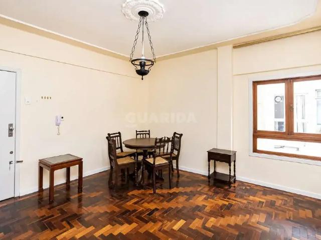 Apartamento para Locação em Porto Alegre/RS Centro Histórico 2 Quartos