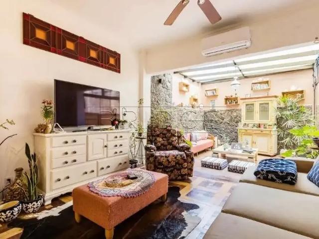 Apartamento para Locação em Porto Alegre/RS Centro Histórico 3 Quartos