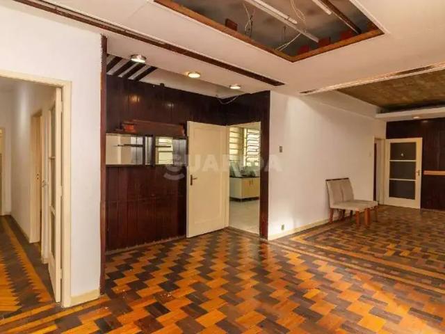 Apartamento para Locação em Porto Alegre/RS Centro Histórico 3 Quartos