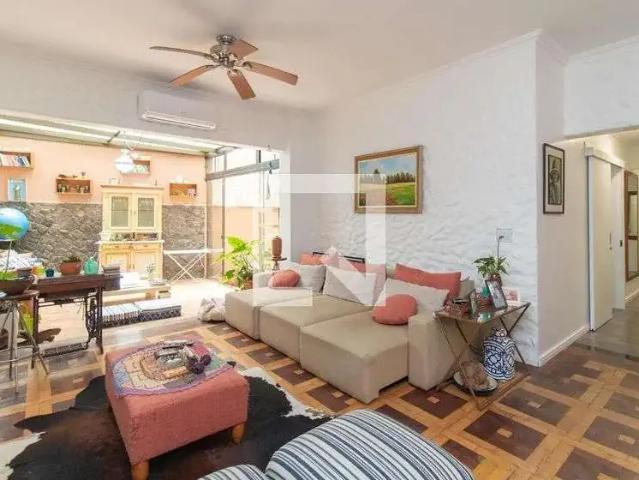 Apartamento para Locação em Porto Alegre/RS Centro Histórico 3 Quartos