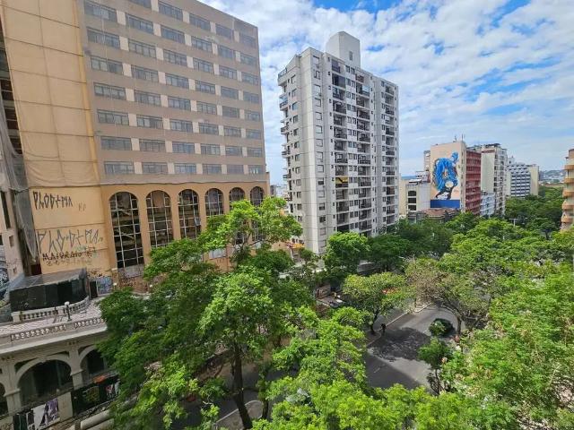 Apartamento para Locação em Porto Alegre/RS Centro Histórico 3 Quartos