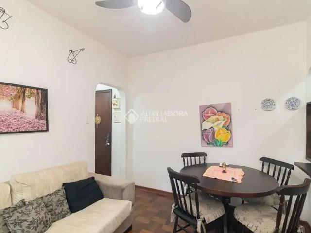 Apartamento para Locação em Porto Alegre/RS Cidade Baixa 2 Quartos
