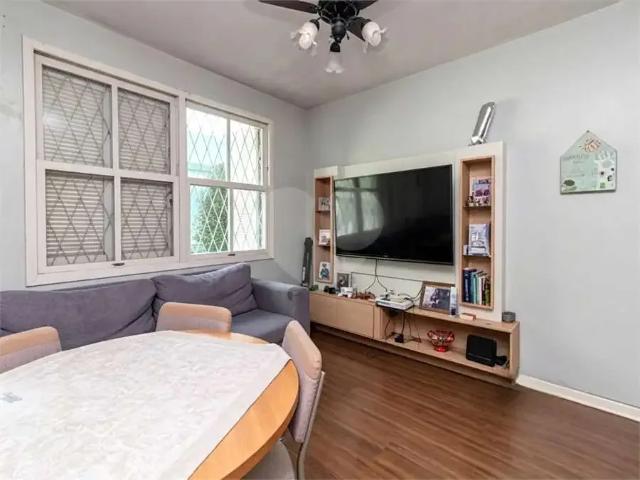 Apartamento para Locação em Porto Alegre/RS Cristal 2 Quartos