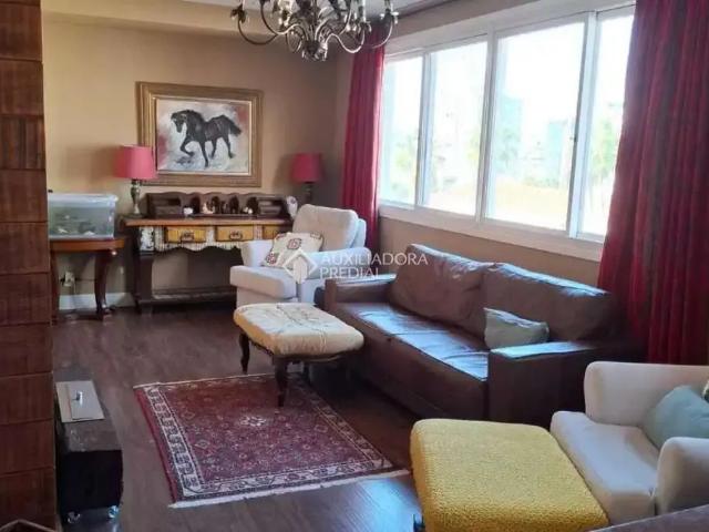 Apartamento para Locação em Porto Alegre/RS Floresta 3 Quartos