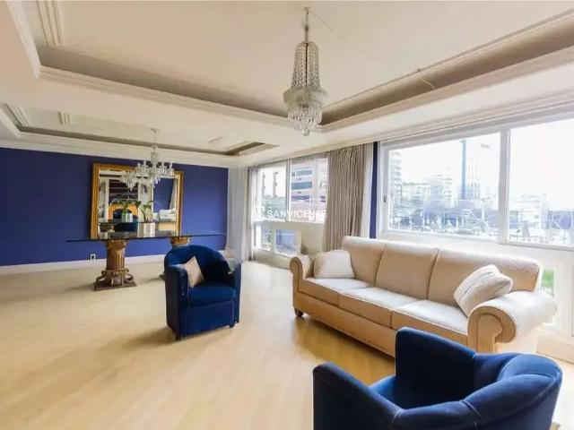 Apartamento para Locação em Porto Alegre/RS Mont Serrat 3 Quartos