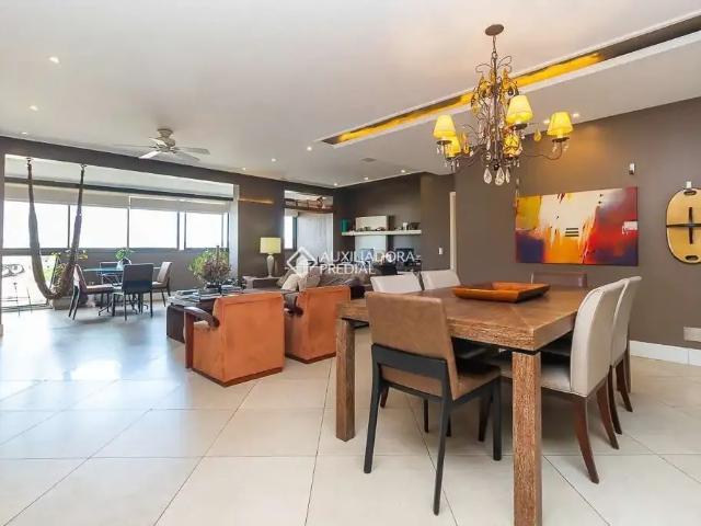 Apartamento para Locação em Porto Alegre/RS Petrópolis 3 Quartos