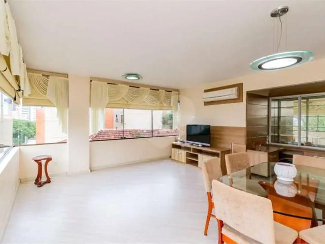 Apartamento para Locação em Porto Alegre/RS Petrópolis 3 Quartos