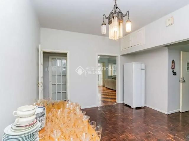 Apartamento para Locação em Porto Alegre/RS Petrópolis 3 Quartos