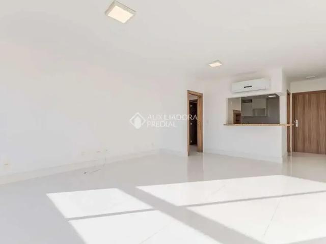 Apartamento para Locação em Porto Alegre/RS Rio Branco 2 Quartos