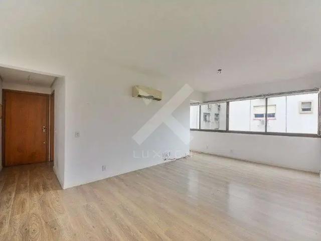 Apartamento para Locação em Porto Alegre/RS Rio Branco 3 Quartos