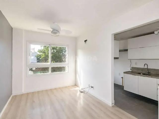 Apartamento para Locação em Porto Alegre/RS São Geraldo 2 Quartos