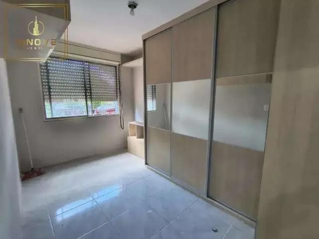 Apartamento para Locação em Porto Alegre/RS Santo Antônio 3 Quartos