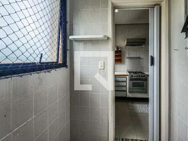 Apartamento para Locação em Praia Grande/SP Boqueirão 2 Quartos