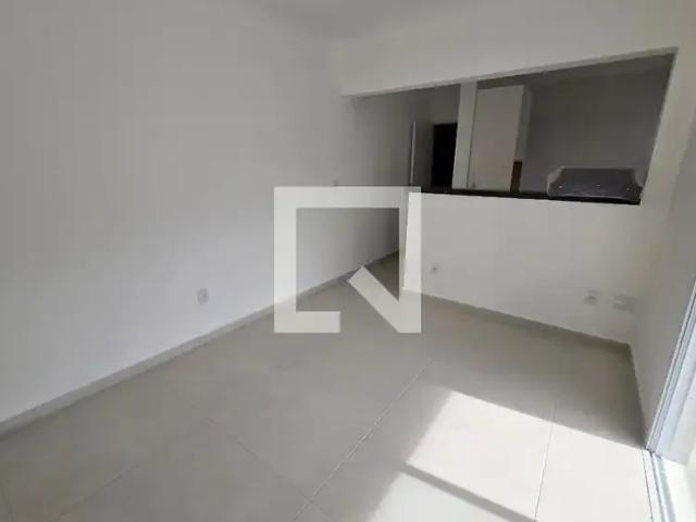 Apartamento para Locação em Praia Grande/SP Canto do Forte 2 Quartos