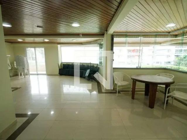 Apartamento para Locação em Praia Grande/SP Canto do Forte 2 Quartos