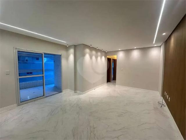 Apartamento para Locação em Praia Grande/SP Canto do Forte 3 Quartos