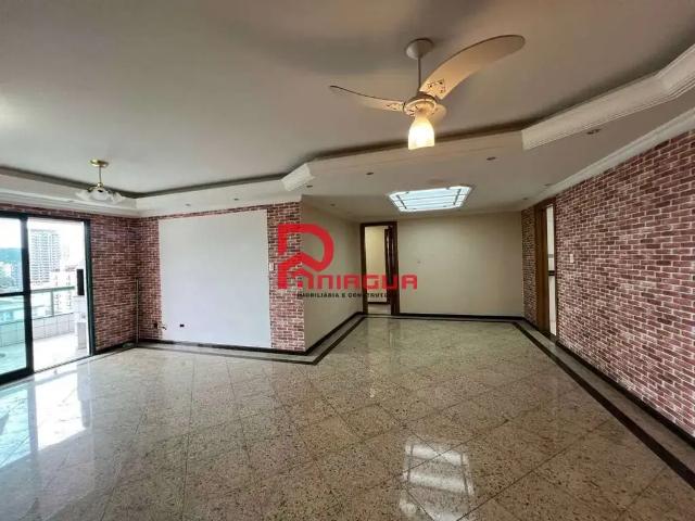 Apartamento para Locação em Praia Grande/SP Canto do Forte 3 Quartos