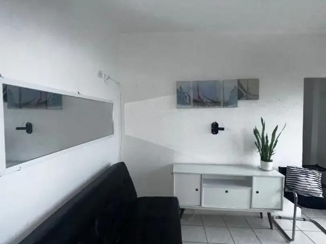 Apartamento para Locação em Praia Grande/SP Guilhermina 1 Quartos